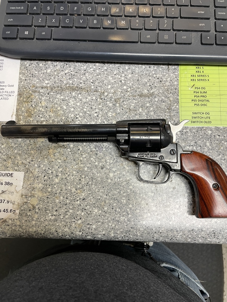 HERITAGE MFG. ROUGH RIDER .22 MAG W/ RUGER LEATHER HOLSTER | Pawn ...
